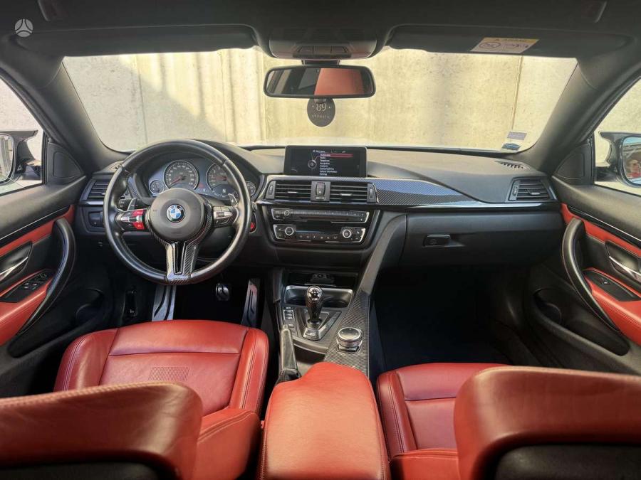 White BMW M4 2015 in Vilnius, with an engine capacity of 2.98 L and mileage of 108 thousand km for 34000 €, photo 22 on AUTOMOTO.COM.LV