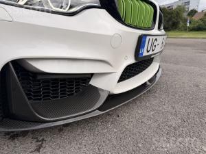 White BMW M4 2016 in Riga, with an engine capacity of 3.00 L and mileage of 100 thousand km for 43500 €, photo 12 on AUTOMOTO.COM.LV