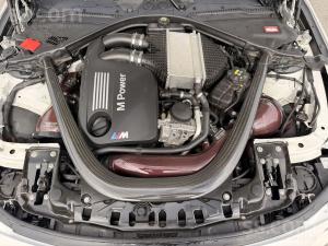 White BMW M4 2016 in Riga, with an engine capacity of 3.00 L and mileage of 100 thousand km for 43500 €, photo 21 on AUTOMOTO.COM.LV
