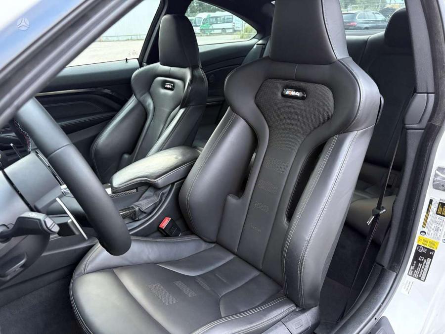 Белый БМВ M4 2016 в Алитус, объемом двигателя 2.98 л и пробегом 110 тыс. км за 42550 €, фото 24 на AUTOMOTO.COM.LV