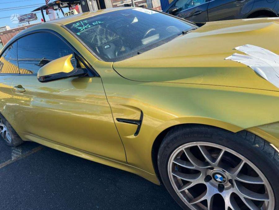 Dzeltens BMW M4 2017 Kauņa, ar dzinēja tilpumu 2.98 L un nobraukumu 150 tūkst. km par 22000 €, foto 12 vietnē AUTOMOTO.COM.LV