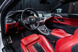 Yellow BMW M4 2022 in Vilnius, with an engine capacity of 3.00 L and mileage of 76 thousand km for 60000 €, photo 20 on AUTOMOTO.COM.LV