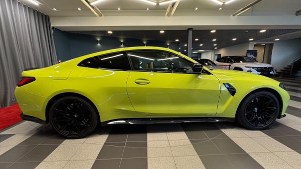 Dzeltens BMW M4 2024 Rīga, ar dzinēja tilpumu 3.00 L un nobraukumu 21 tūkst. km par 76990 €, foto 6 vietnē AUTOMOTO.COM.LV