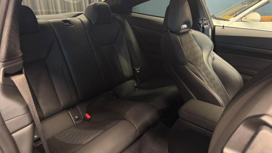 Dzeltens BMW M4 2024 Rīga, ar dzinēja tilpumu 3.00 L un nobraukumu 21 tūkst. km par 76990 €, foto 22 vietnē AUTOMOTO.COM.LV
