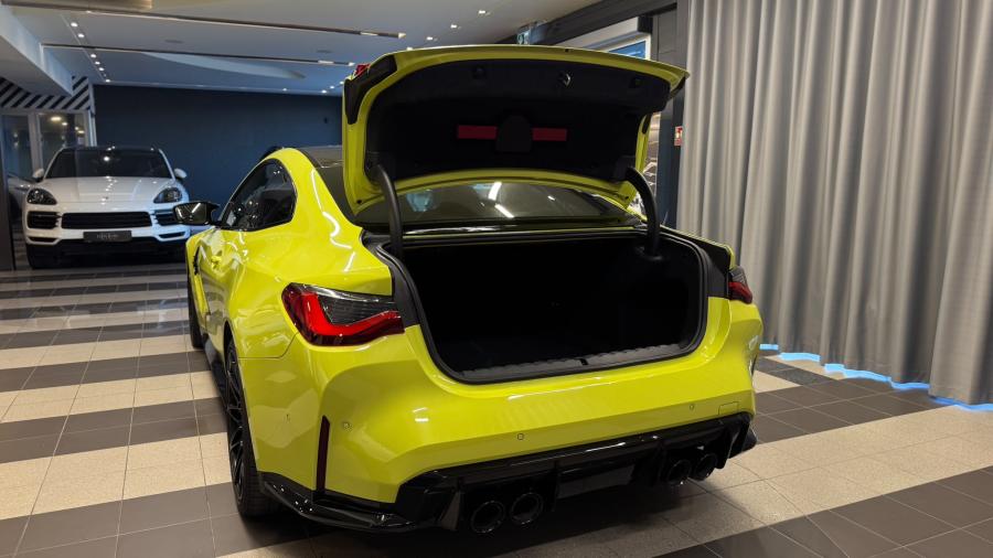 Dzeltens BMW M4 2024 Rīga, ar dzinēja tilpumu 3.00 L un nobraukumu 21 tūkst. km par 76990 €, foto 24 vietnē AUTOMOTO.COM.LV