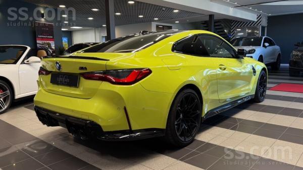 Yellow BMW M4 2024 in Riga, with an engine capacity of 3.00 L and mileage of 21 thousand km for 76990 €, photo 2 on AUTOMOTO.COM.LV