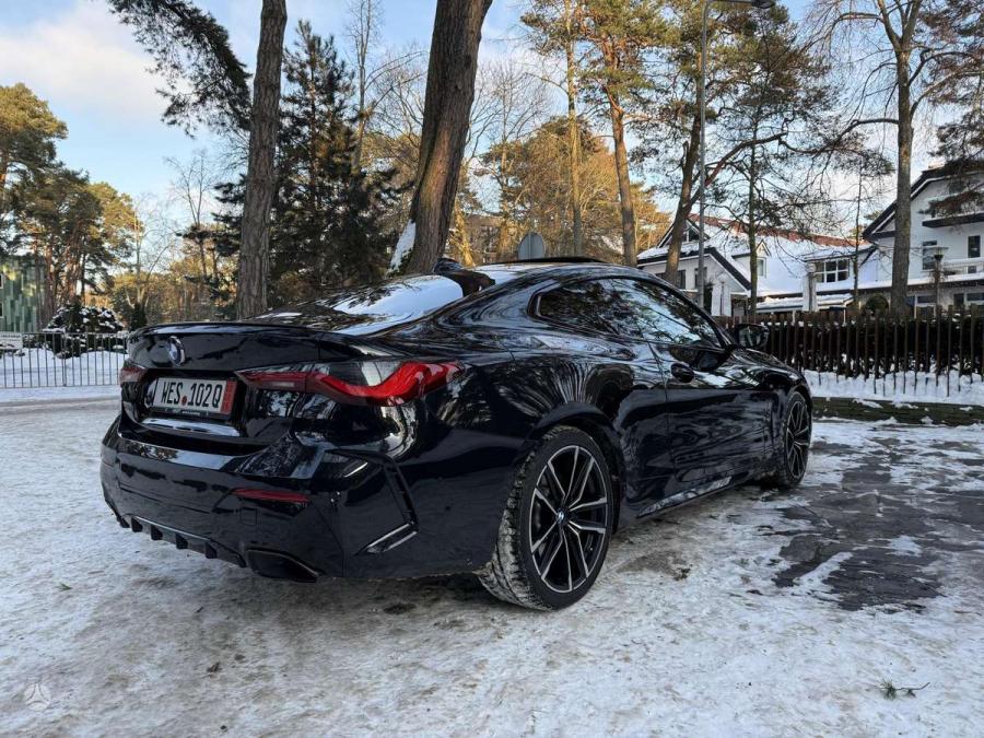 Black BMW m440 2021 in Palanga, with an engine capacity of 3.00 L and mileage of 39 thousand km for 53500 €, photo 4 on AUTOMOTO.COM.LV