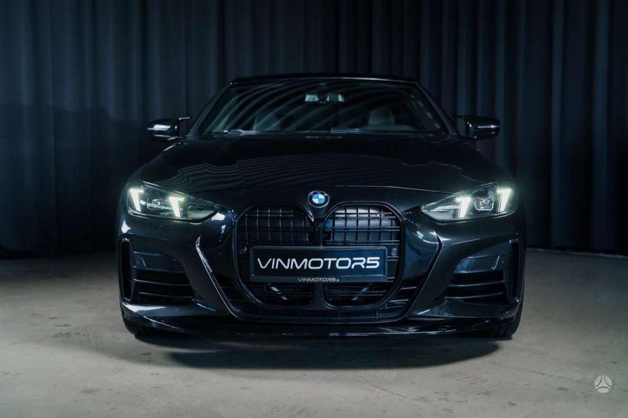 Black BMW m440 2022 in Vilnius, with an engine capacity of 3.00 L and mileage of 44 thousand km for 40999 €, photo 3 on AUTOMOTO.COM.LV