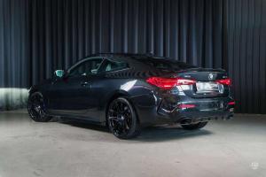 Black BMW m440 2022 in Vilnius, with an engine capacity of 3.00 L and mileage of 44 thousand km for 40999 €, photo 7 on AUTOMOTO.COM.LV
