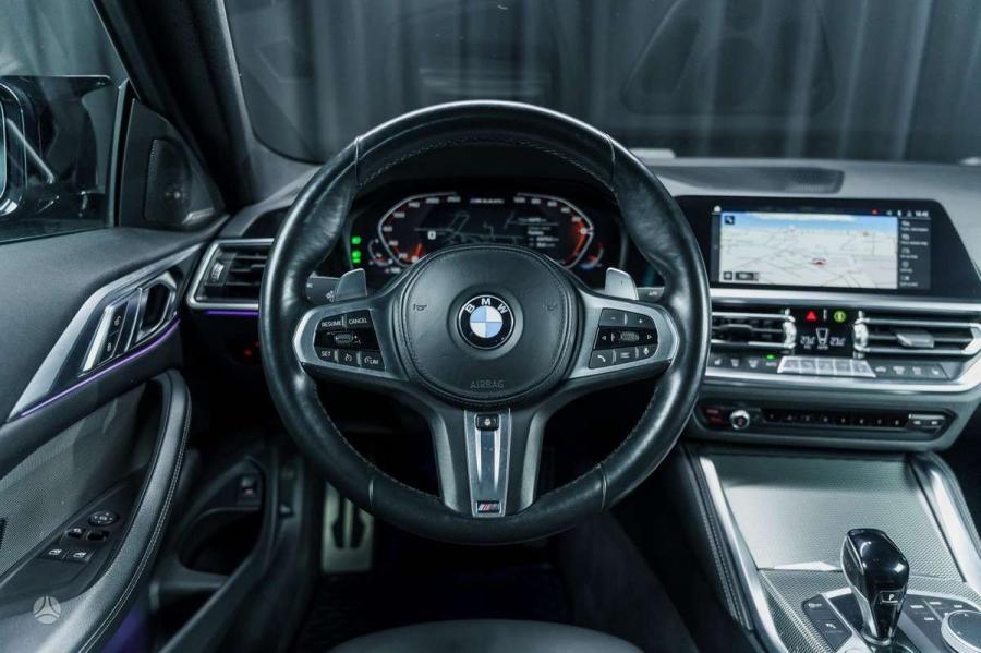 Black BMW m440 2022 in Vilnius, with an engine capacity of 3.00 L and mileage of 44 thousand km for 40999 €, photo 22 on AUTOMOTO.COM.LV