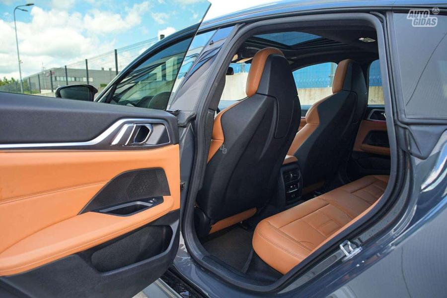 BMW m440 2021 in Kaunas, with an engine capacity of 3.00 L and mileage of 133 thousand km for 38950 €, photo 31 on AUTOMOTO.COM.LV
