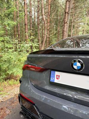 Green BMW m440 2021 in Vilnius, with an engine capacity of 3.00 L and mileage of 100 thousand km for 43999 €, photo 5 on AUTOMOTO.COM.LV