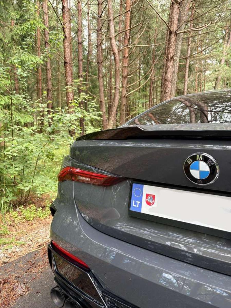 Green BMW m440 2021 in Vilnius, with an engine capacity of 3.00 L and mileage of 100 thousand km for 43999 €, photo 5 on AUTOMOTO.COM.LV