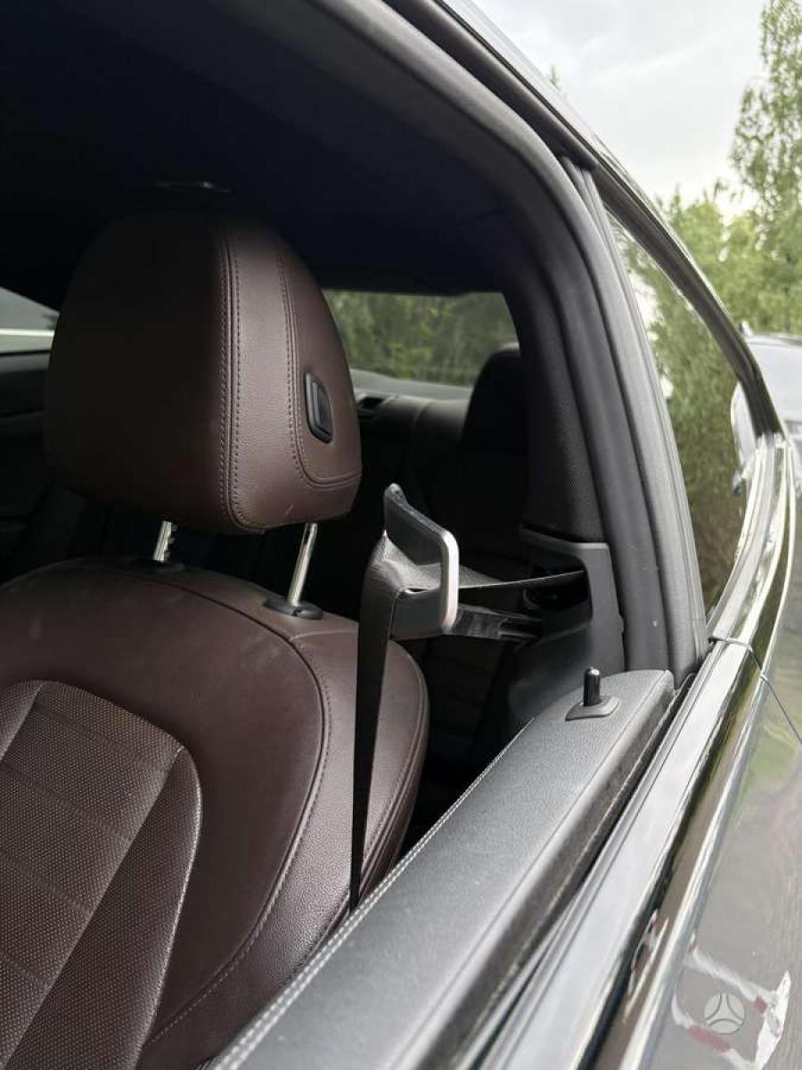 Green BMW m440 2021 in Vilnius, with an engine capacity of 3.00 L and mileage of 100 thousand km for 43999 €, photo 16 on AUTOMOTO.COM.LV