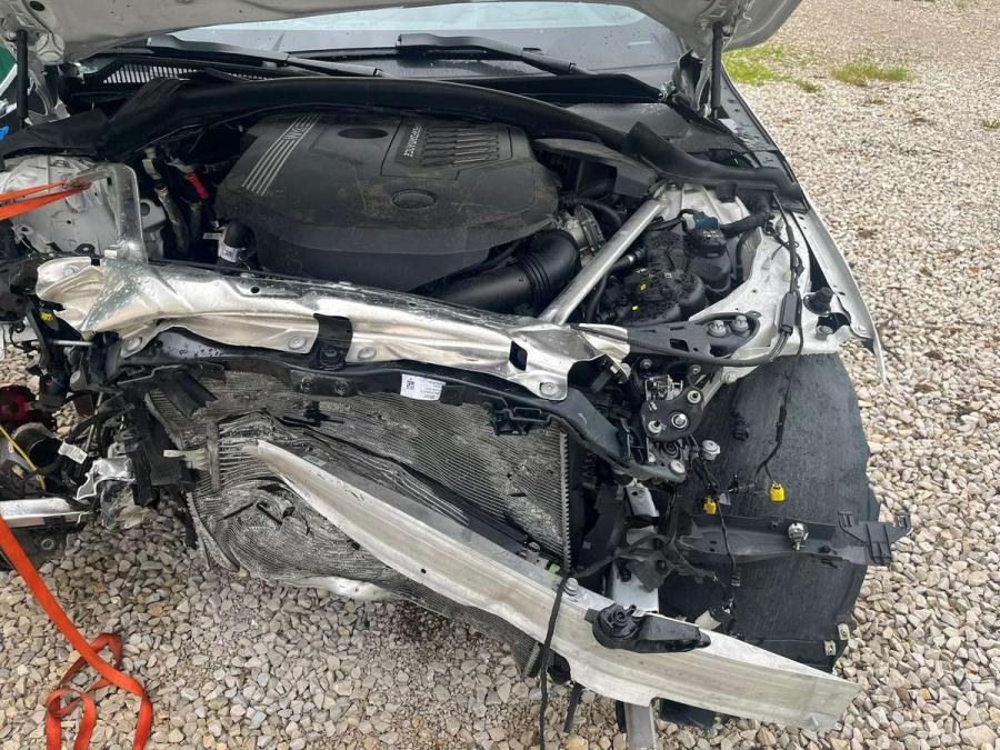 Balts BMW m440 2023 Panevēža, ar dzinēja tilpumu 3.00 L un nobraukumu 40 tūkst. km par 10000 €, foto 10 vietnē AUTOMOTO.COM.LV