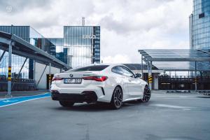 White BMW m440 2021 in Vilnius, with an engine capacity of 3.00 L and mileage of 84 thousand km for 37700 €, photo 6 on AUTOMOTO.COM.LV
