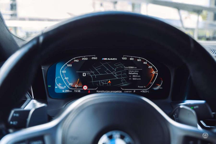 White BMW m440 2021 in Vilnius, with an engine capacity of 3.00 L and mileage of 84 thousand km for 37700 €, photo 21 on AUTOMOTO.COM.LV