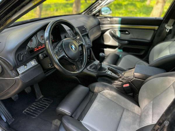 Melns BMW M5 2001 Klaipėda, ar dzinēja tilpumu 4.94 L un nobraukumu 220 tūkst. km par 17500 €, foto 10 vietnē AUTOMOTO.COM.LV
