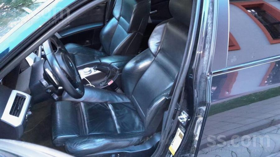 Melns BMW M5 2006 Rīga, ar dzinēja tilpumu 5.00 L un nobraukumu 260 tūkst. km par 24900 €, foto 3 vietnē AUTOMOTO.COM.LV