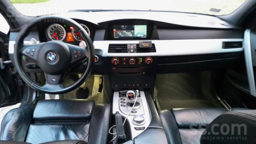 Melns BMW M5 2006 Rīga, ar dzinēja tilpumu 5.00 L un nobraukumu 260 tūkst. km par 24900 €, foto 4 vietnē AUTOMOTO.COM.LV