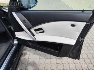 Melns BMW M5 2006 Rīga, ar dzinēja tilpumu 5.00 L un nobraukumu 108 tūkst. km par 40000 €, foto 4 vietnē AUTOMOTO.COM.LV
