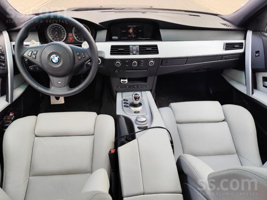 Melns BMW M5 2006 Rīga, ar dzinēja tilpumu 5.00 L un nobraukumu 108 tūkst. km par 40000 €, foto 8 vietnē AUTOMOTO.COM.LV