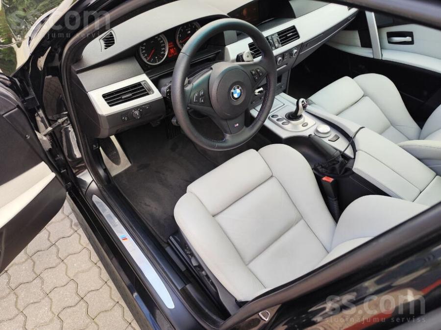 Melns BMW M5 2006 Rīga, ar dzinēja tilpumu 5.00 L un nobraukumu 108 tūkst. km par 40000 €, foto 9 vietnē AUTOMOTO.COM.LV