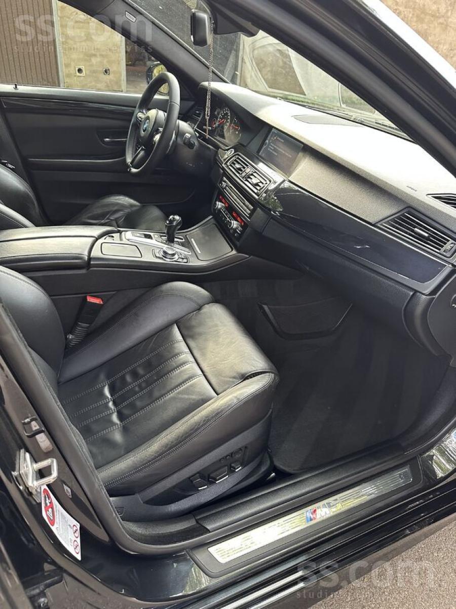 Melns BMW M5 2011 Liepāja, ar dzinēja tilpumu 4.40 L un nobraukumu 288 tūkst. km par 24500 €, foto 7 vietnē AUTOMOTO.COM.LV