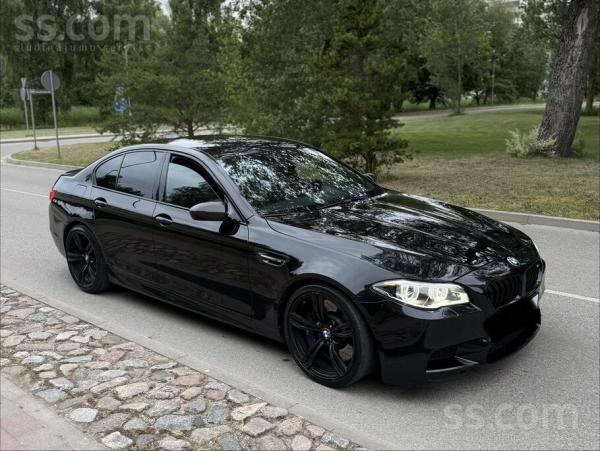 Melns BMW M5 2011 Liepāja, ar dzinēja tilpumu 4.40 L un nobraukumu 0 tūkst. km par 23550 €, foto 3 vietnē AUTOMOTO.COM.LV