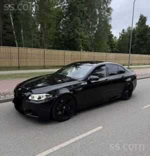 Melns BMW M5 2011 Liepāja, ar dzinēja tilpumu 4.40 L un nobraukumu 0 tūkst. km par 23550 €, foto 9 vietnē AUTOMOTO.COM.LV