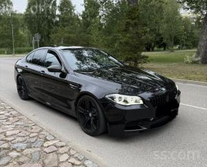 Melns BMW M5 2011 Liepāja, ar dzinēja tilpumu 4.40 L un nobraukumu 0 tūkst. km par 23550 €, foto 10 vietnē AUTOMOTO.COM.LV