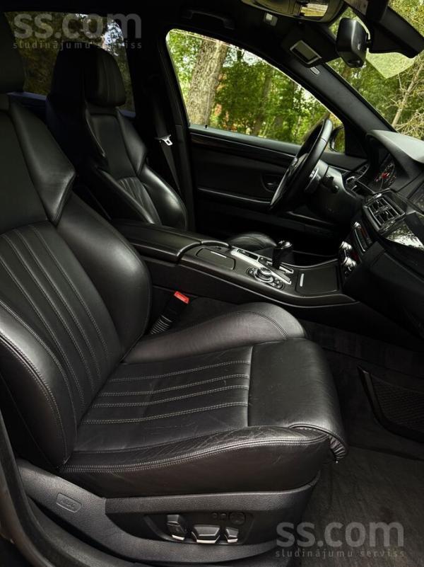 Melns BMW M5 2011 Liepāja, ar dzinēja tilpumu 4.40 L un nobraukumu 0 tūkst. km par 23550 €, foto 10 vietnē AUTOMOTO.COM.LV