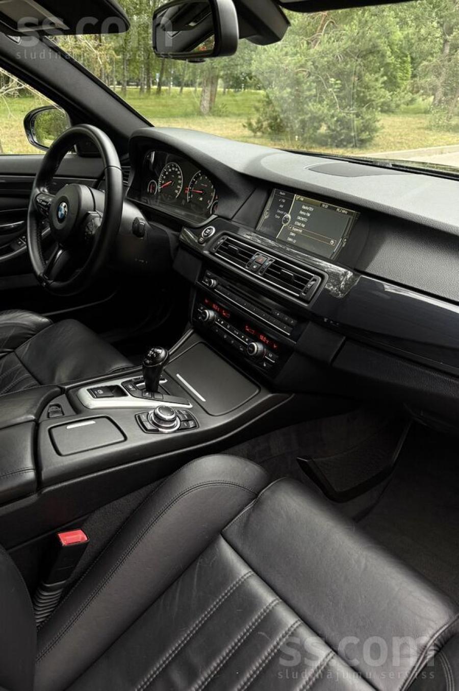 Melns BMW M5 2011 Liepāja, ar dzinēja tilpumu 4.40 L un nobraukumu 0 tūkst. km par 23550 €, foto 13 vietnē AUTOMOTO.COM.LV