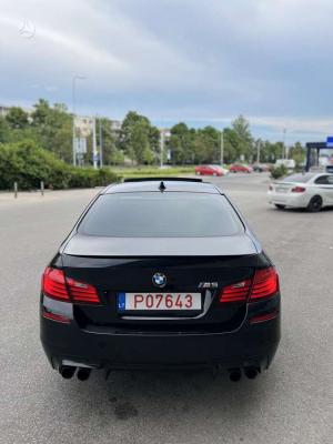 Черный БМВ М5 2013 в Вильнюс, объемом двигателя 4.40 л и пробегом 123 тыс. км за 26000 €, фото 6 на AUTOMOTO.COM.LV