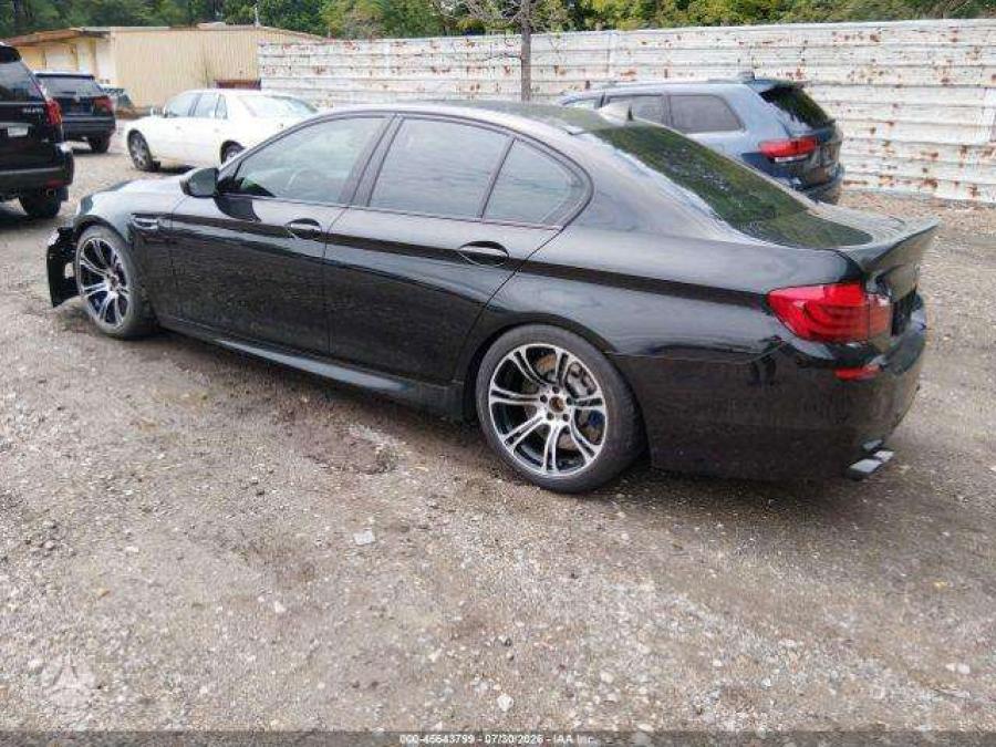 Black BMW M5 2013 in Klaipeda, with an engine capacity of 0.00 L and mileage of 83 thousand km for 9600 €, photo 4 on AUTOMOTO.COM.LV