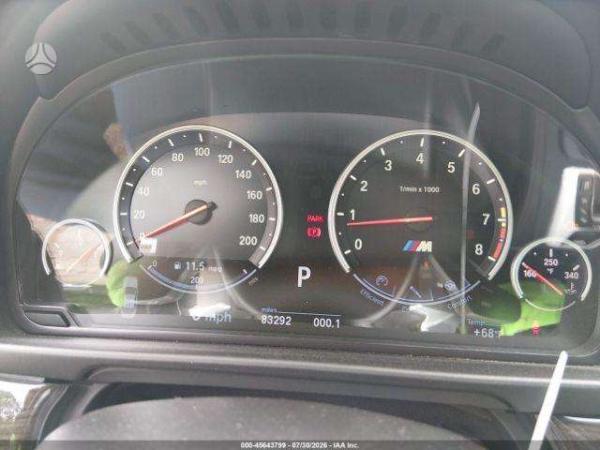 Black BMW M5 2013 in Klaipeda, with an engine capacity of 0.00 L and mileage of 83 thousand km for 9600 €, photo 7 on AUTOMOTO.COM.LV