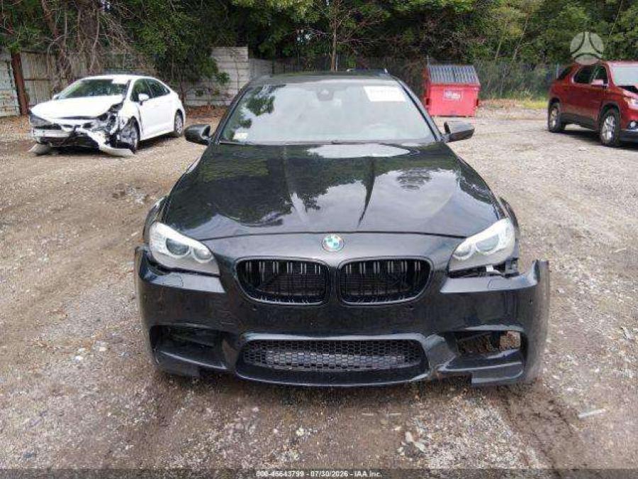 Black BMW M5 2013 in Klaipeda, with an engine capacity of 0.00 L and mileage of 83 thousand km for 9600 €, photo 14 on AUTOMOTO.COM.LV