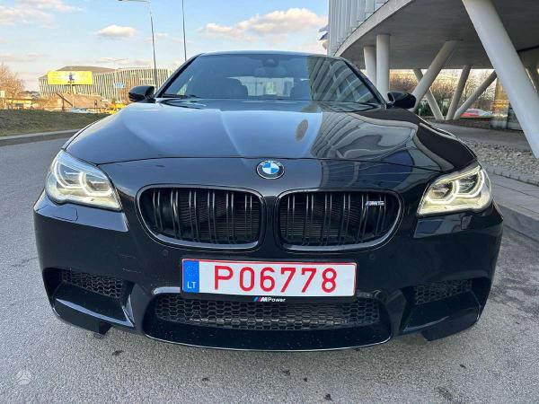 Melns BMW M5 2014 Viļņa, ar dzinēja tilpumu 4.40 L un nobraukumu 78 tūkst. km par 31950 €, foto 7 vietnē AUTOMOTO.COM.LV