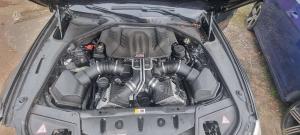 Black BMW M5 2015 in Vilnius, with an engine capacity of 4.40 L and mileage of 203 thousand km for 15900 €, photo 20 on AUTOMOTO.COM.LV