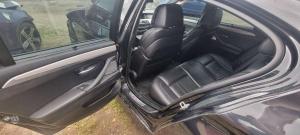 Black BMW M5 2015 in Vilnius, with an engine capacity of 4.40 L and mileage of 203 thousand km for 15800 €, photo 19 on AUTOMOTO.COM.LV
