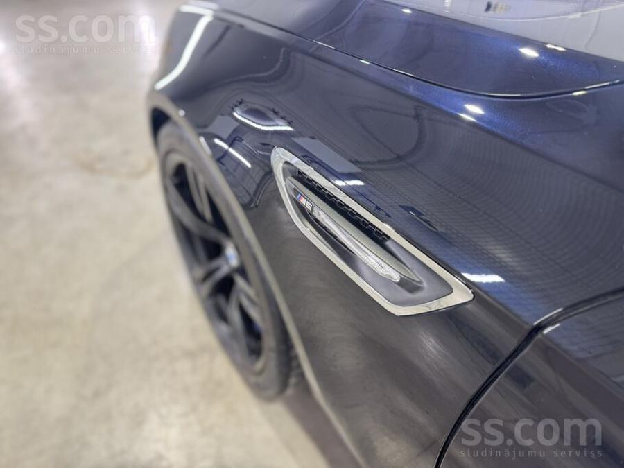 Melns BMW M5 2016 Rīga, ar dzinēja tilpumu 4.40 L un nobraukumu 167 tūkst. km par 34485 €, foto 10 vietnē AUTOMOTO.COM.LV