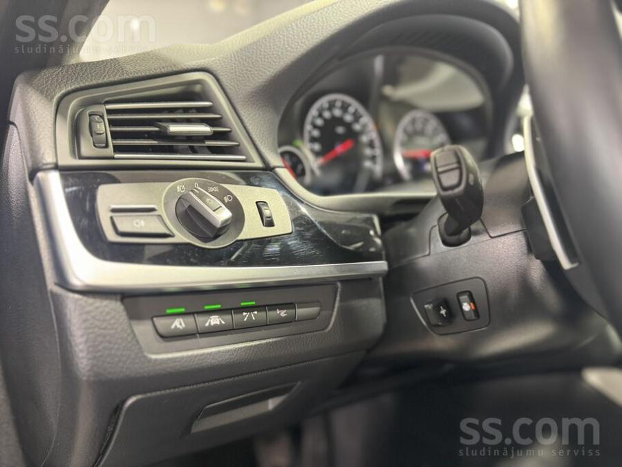 Melns BMW M5 2016 Rīga, ar dzinēja tilpumu 4.40 L un nobraukumu 167 tūkst. km par 34485 €, foto 15 vietnē AUTOMOTO.COM.LV
