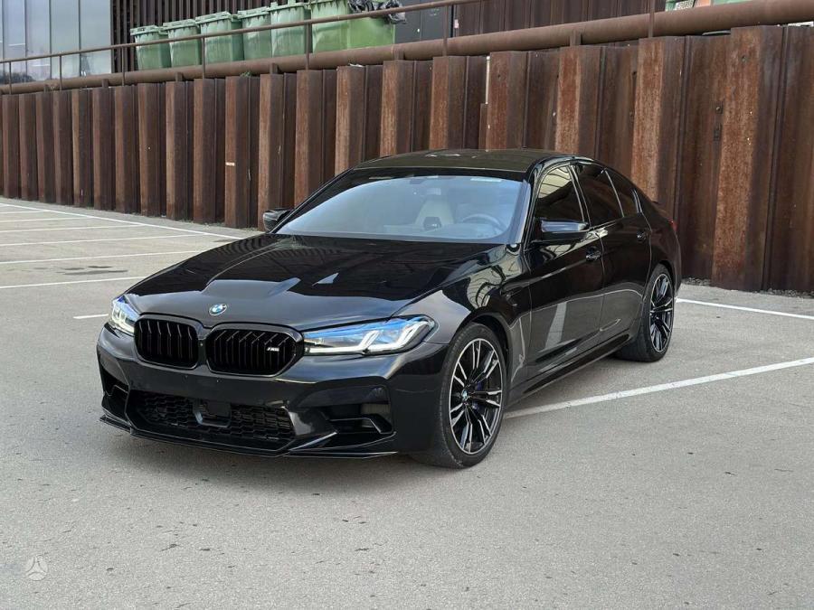 Melns BMW M5 2018 Kauņa, ar dzinēja tilpumu 4.40 L un nobraukumu 83 tūkst. km par 47500 €, foto 2 vietnē AUTOMOTO.COM.LV