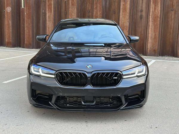 Melns BMW M5 2018 Kauņa, ar dzinēja tilpumu 4.40 L un nobraukumu 83 tūkst. km par 45000 €, foto 2 vietnē AUTOMOTO.COM.LV