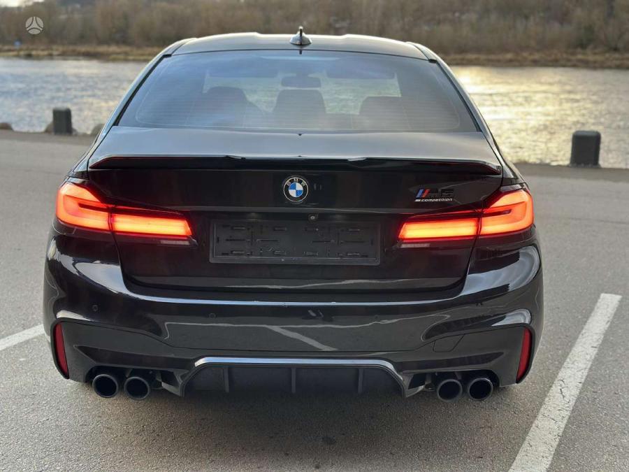 Melns BMW M5 2018 Kauņa, ar dzinēja tilpumu 4.40 L un nobraukumu 83 tūkst. km par 45000 €, foto 5 vietnē AUTOMOTO.COM.LV
