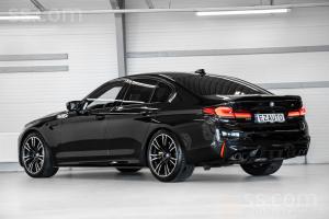Melns BMW M5 2018 Tukums, ar dzinēja tilpumu 4.40 L un nobraukumu 0 tūkst. km par 59990 €, foto 9 vietnē AUTOMOTO.COM.LV