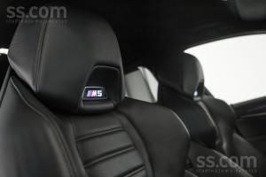 Melns BMW M5 2018 Tukums, ar dzinēja tilpumu 4.40 L un nobraukumu 0 tūkst. km par 59990 €, foto 14 vietnē AUTOMOTO.COM.LV