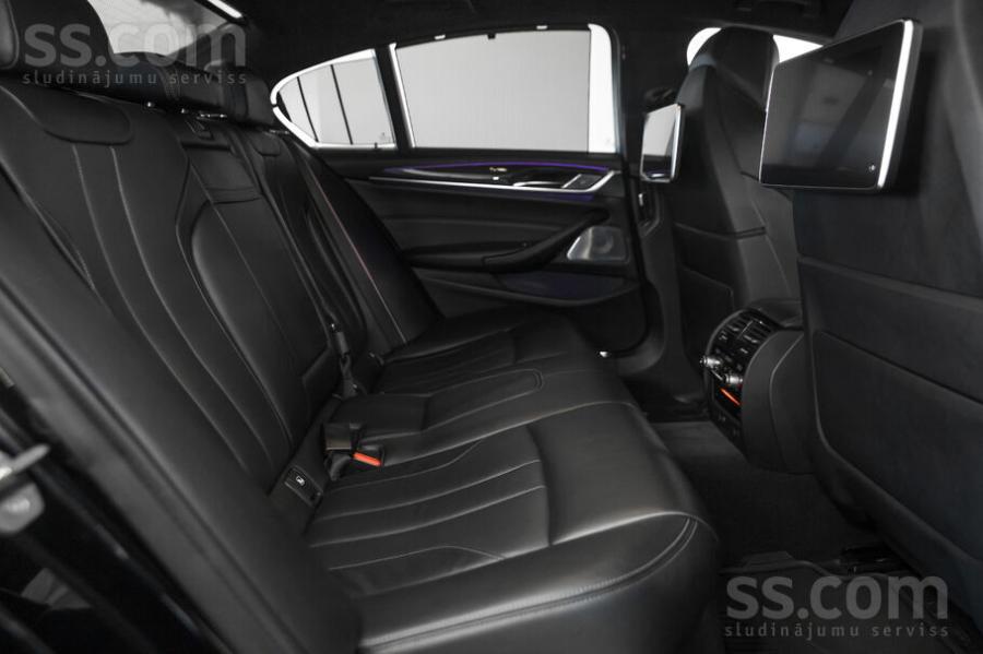 Melns BMW M5 2018 Tukums, ar dzinēja tilpumu 4.40 L un nobraukumu 0 tūkst. km par 59990 €, foto 16 vietnē AUTOMOTO.COM.LV