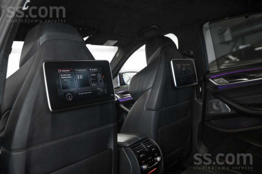 Melns BMW M5 2018 Tukums, ar dzinēja tilpumu 4.40 L un nobraukumu 0 tūkst. km par 59990 €, foto 17 vietnē AUTOMOTO.COM.LV
