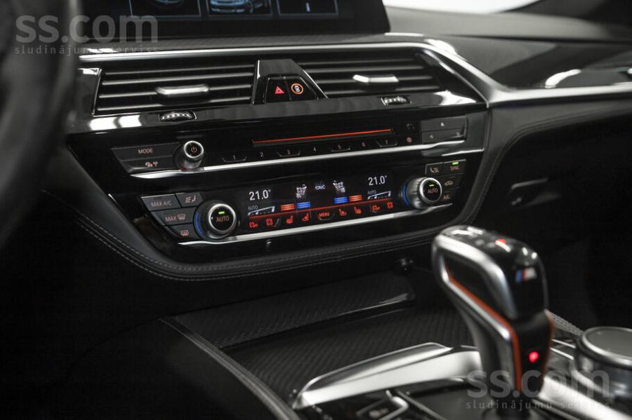 Melns BMW M5 2018 Tukums, ar dzinēja tilpumu 4.40 L un nobraukumu 0 tūkst. km par 59990 €, foto 19 vietnē AUTOMOTO.COM.LV
